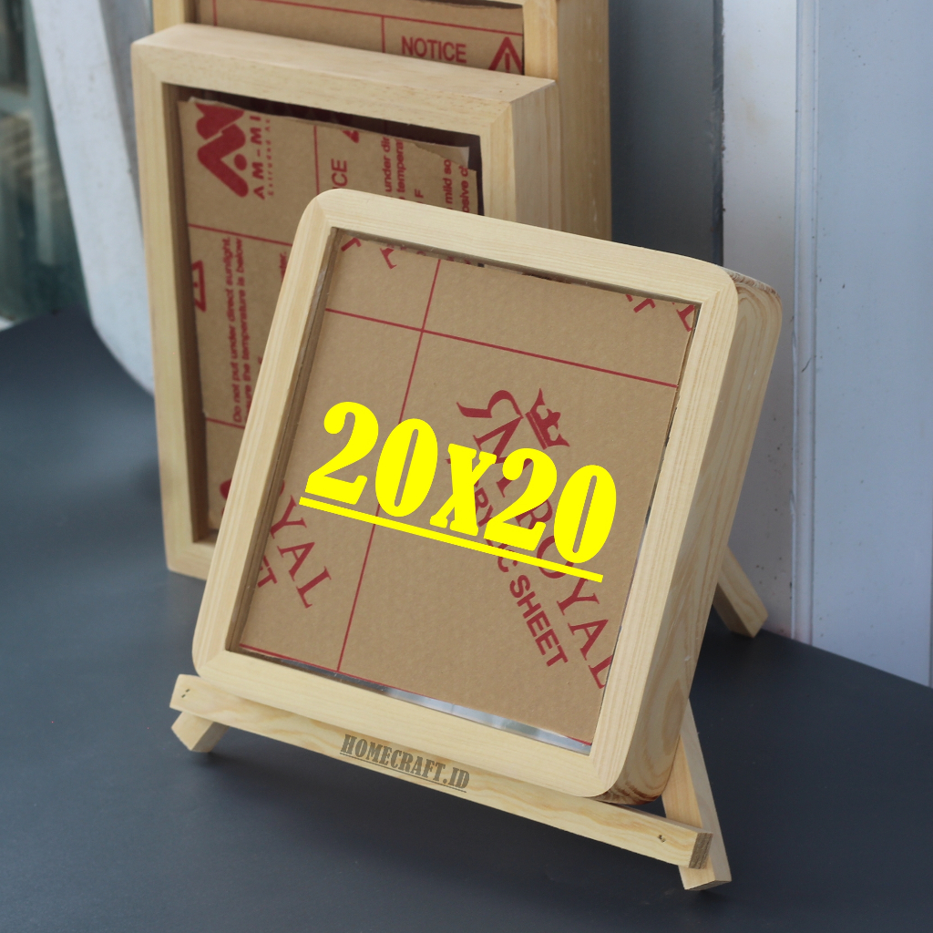 KAYU (CURRENT Sudut) Figura / photo frame / Wooden frame size 20x20 ...