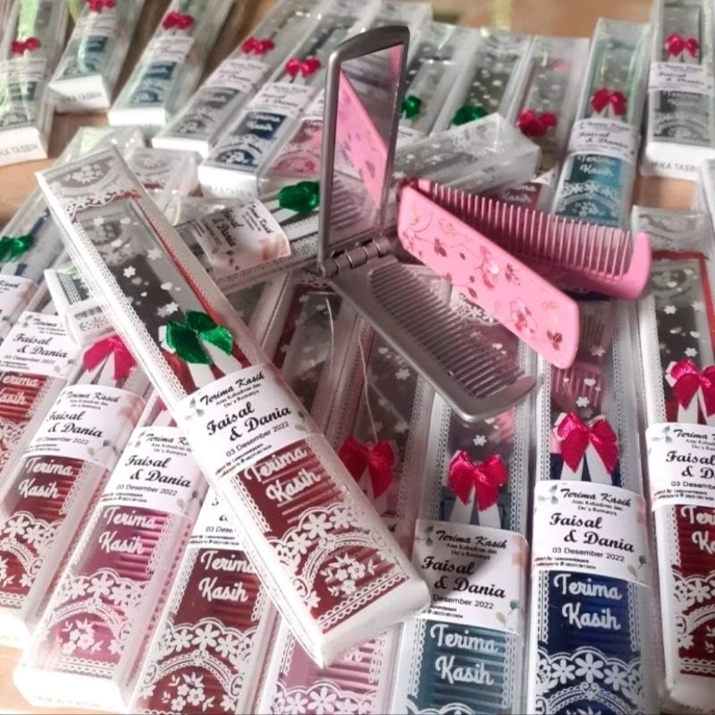 Souvenir folding comb mirror packed with mica ribbon containing 50 pcs ...