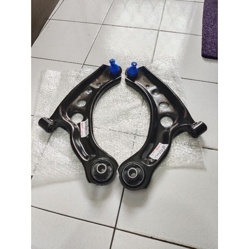 Lower Arm Assy Front Lower Wing Toyota Sienta 1set Right and left ...