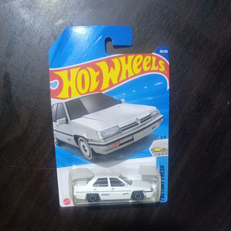 PUTIH Proton Saga white hot wheels | Shopee Malaysia