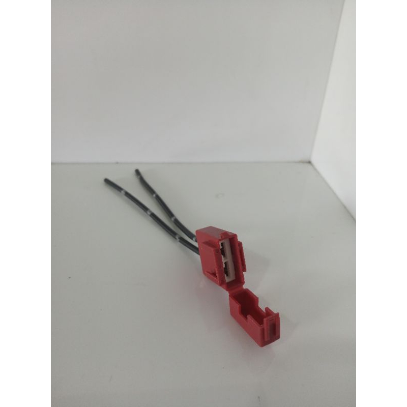 Fuse box plug-in ceramic fuse housing | Shopee Malaysia