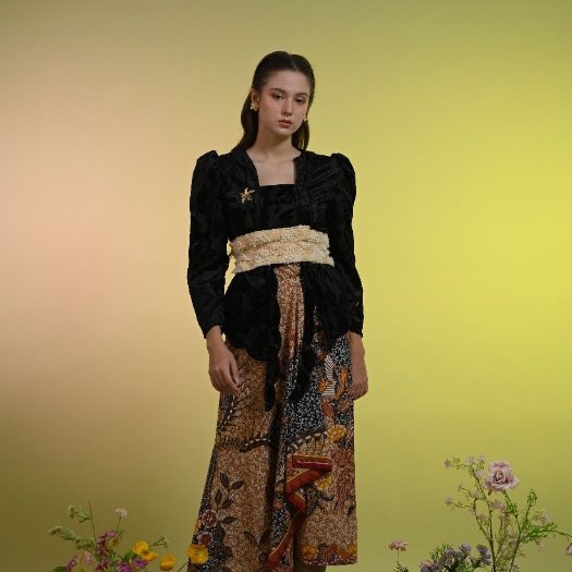 Mera and Jenar - Kandya Top (NOT inlcude inner) | Shopee Malaysia