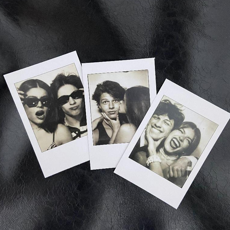 Print Polaroid Photos in a Package of 25 PCS High Quality Printing ...