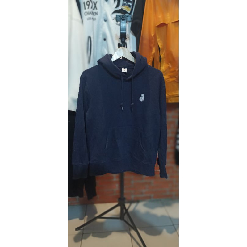 Uniqlo colab | Shopee Malaysia