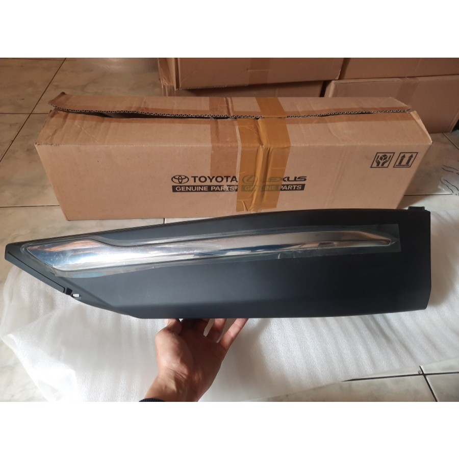 Bodykit body kit spoiler front bumper innova reborn 2016 2017 2018 2019 ...