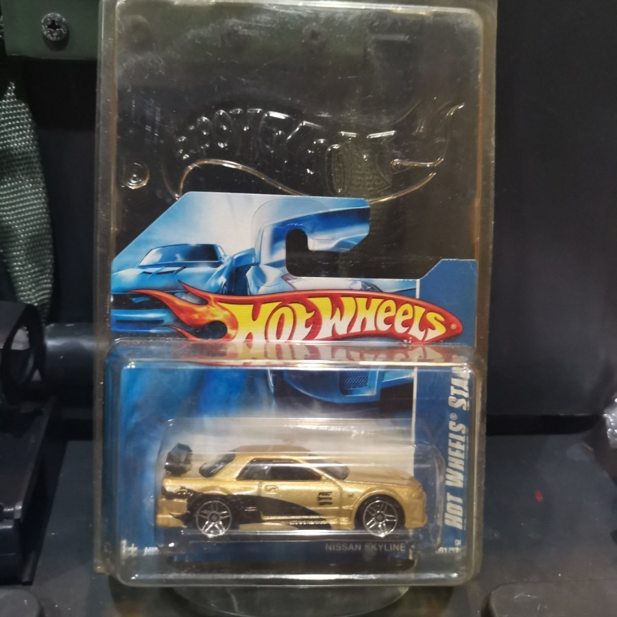 Hot Wheels Nissan Skyline R32 Stars Gold SHORT CARD Gold Web Trading ...