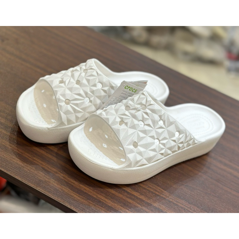 Crocs Classic Platform Geometric Woman Slide 3cm | Shopee Malaysia
