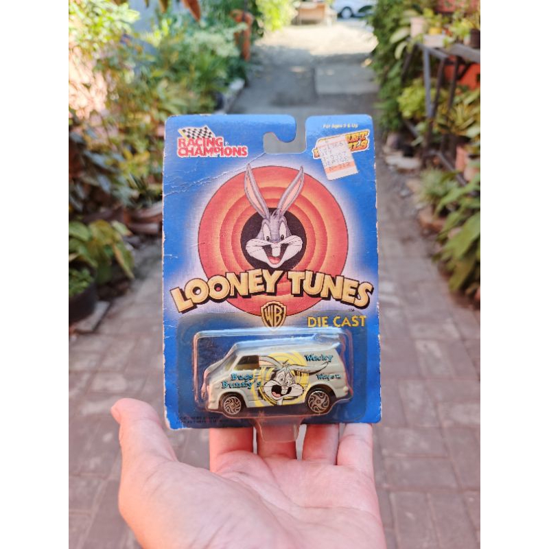 Diecast Racing Champions LOONEY TUNES 2000 Street Wheels Bugs Bunny ...