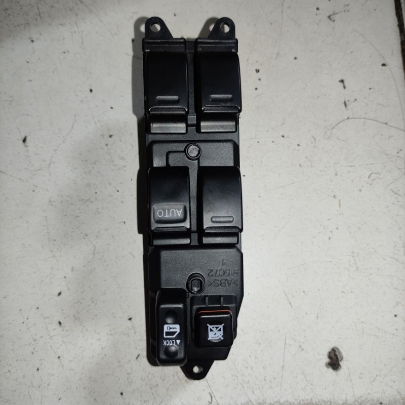 Power WINDOW SWITCH - CENTER POWER WINDOW SWITCH RIGHT TOYOTA INNOVA ...