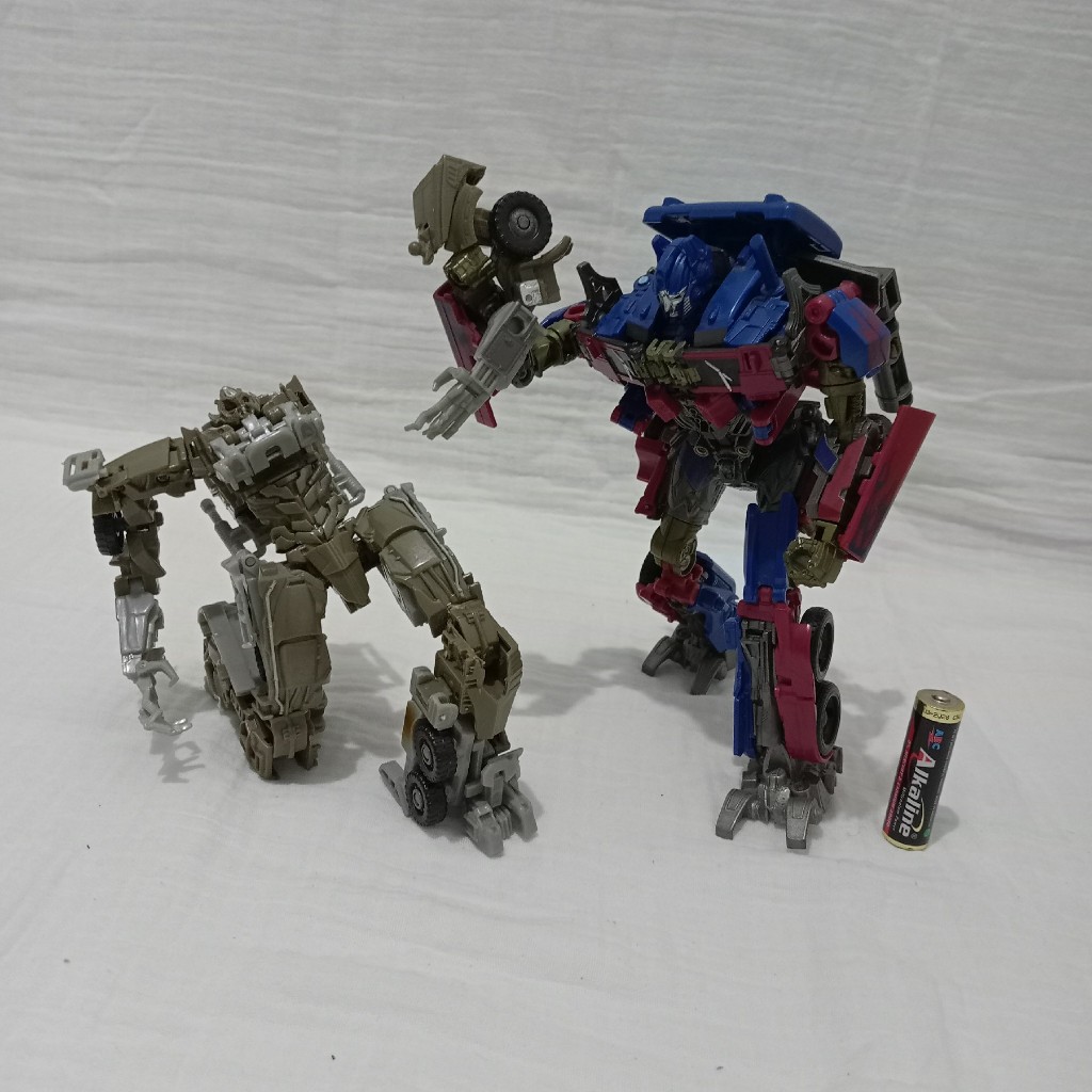 Transformers Optimus Prime Vs Megatron Minus No Marking Good Details ...