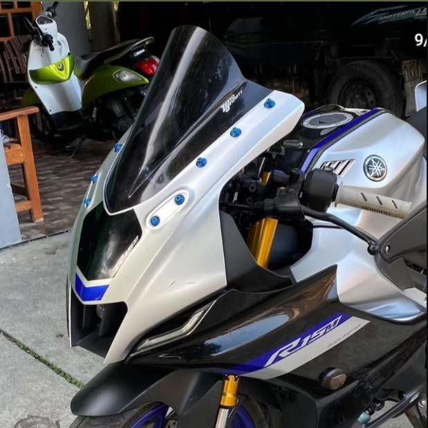 R15 V4 VISOR R15V4 WHINSHIELD R15 YAMAHA R15 V4 VISOR ACRYLIC R15 V4 ...