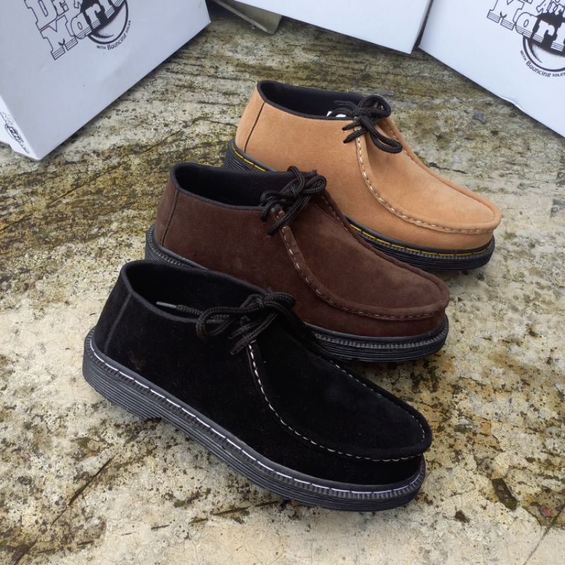 Docmart Clarks Wallabee Men's Formal Suede Shoes / Leather Shoes ...