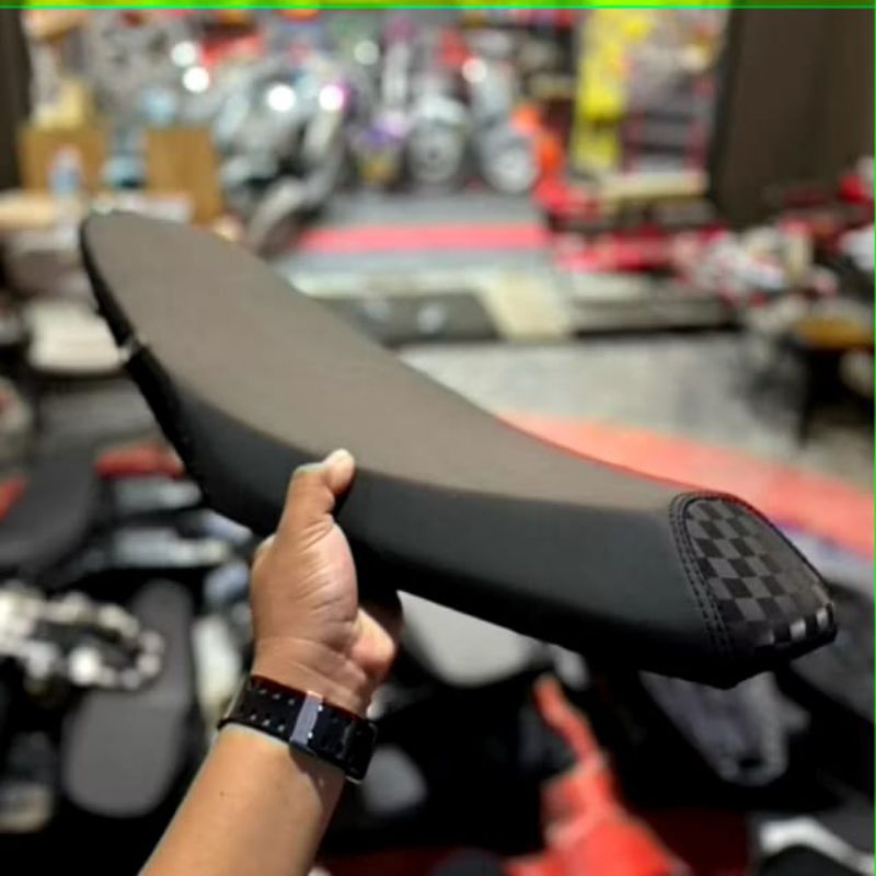 Fiz R AG style SANDING SEAT-fizr AG style sandpaper seat | Shopee Malaysia