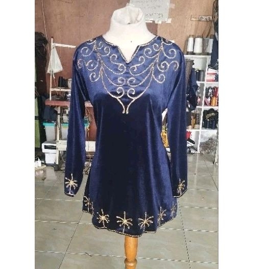 BAJU KURUNG MALAY MATERIAL BLUDRU WITH COMBINATION OF STICK EMBROIDERY ...