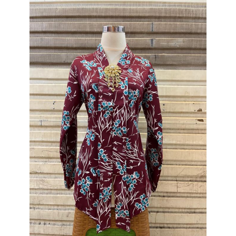 KATUN Encim Kartini Kebaya Top Floral Motif Luxurious Encim Kebaya ...