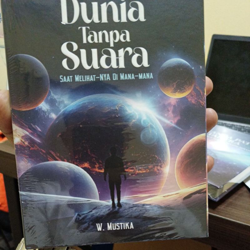 The world of Tampa SuaraSAAT WHAT IS IN MANA-MANA by dr. i wayan ...