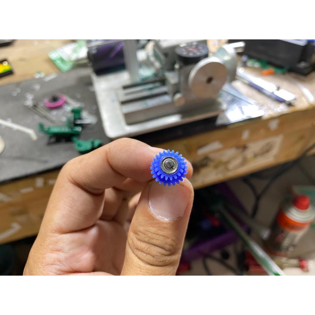 Original Tamiya ratio 5:1 floating blue gear/ gear has been floating ...