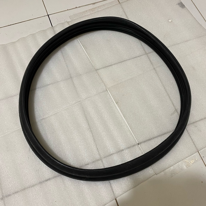 Rubber RADIATOR RING MITSUBISHI FUSO PS220 6D16T RUBBER RADIATOR SEBENG ...