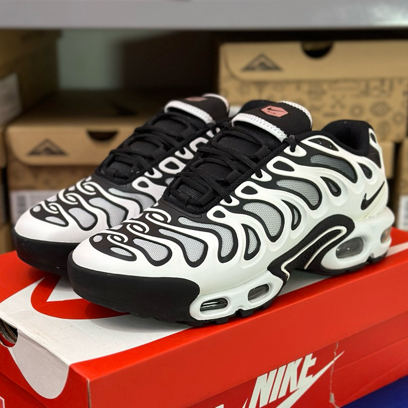PUTIH HITAM Nike Air Max TN Plus Drift - Summit White | Fv4081-102 ...