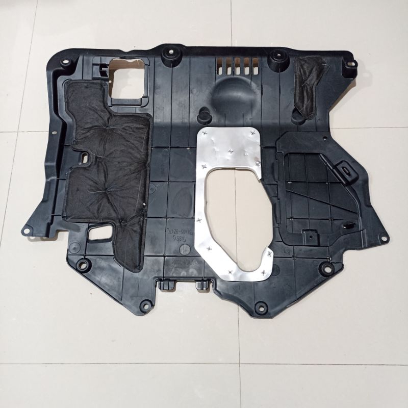 MESIN Selling Original Toyota Veloz 2022 Engine Protector Crank Guard ...