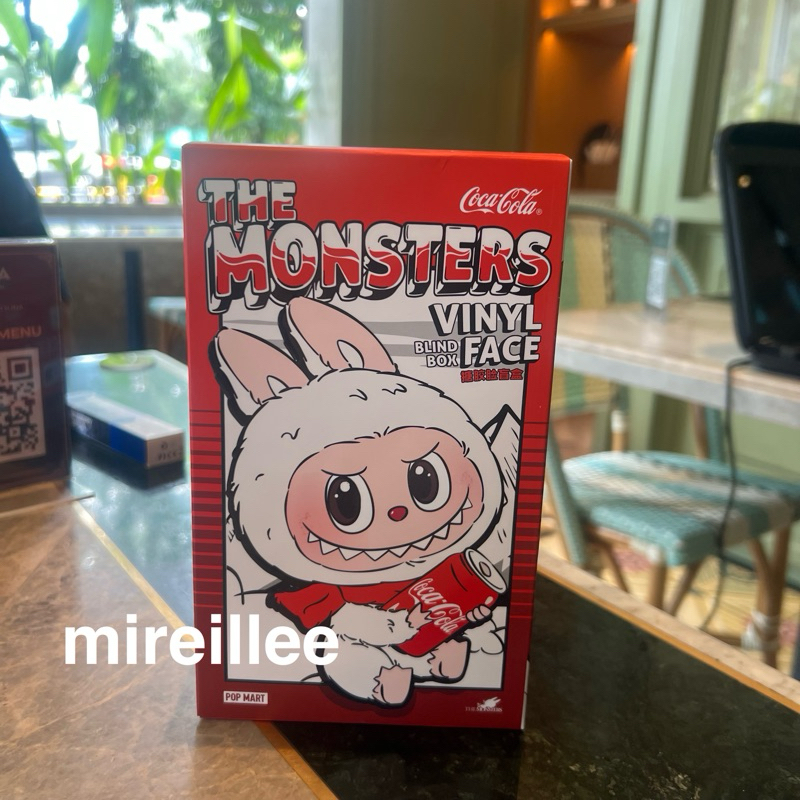 GANTUNGAN [READY Ori labubu x coca cola] The monsters coca cola series ...