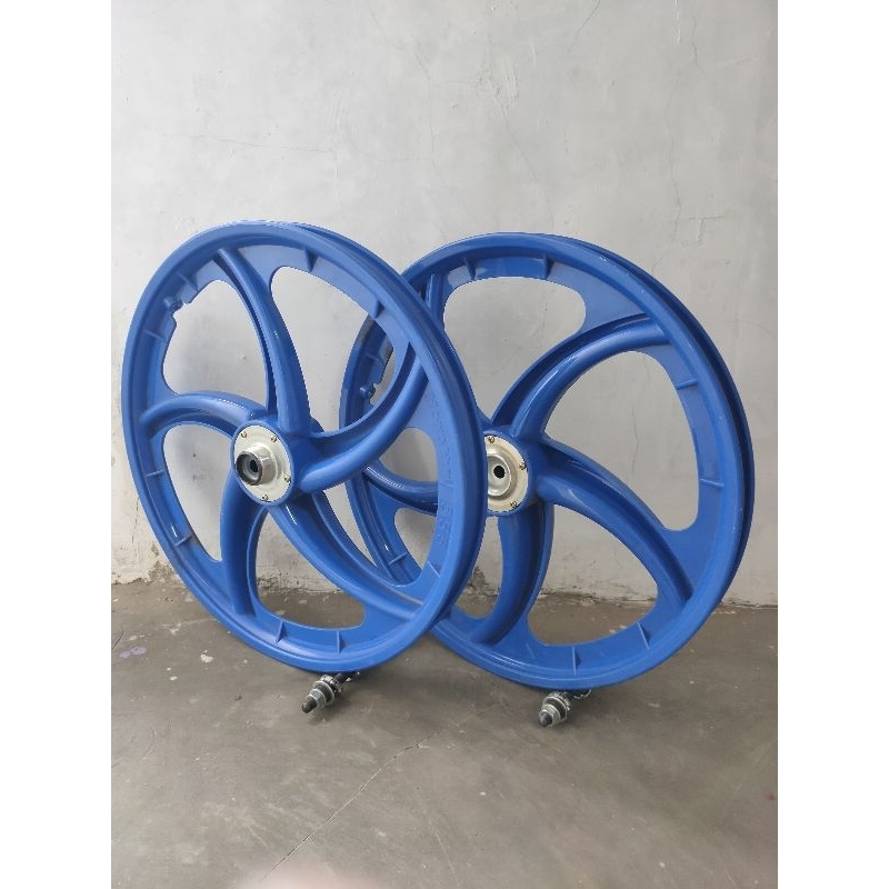 Star rims osbmx 20 wheelset axles oldschool bmx NOS blue lowrider ...