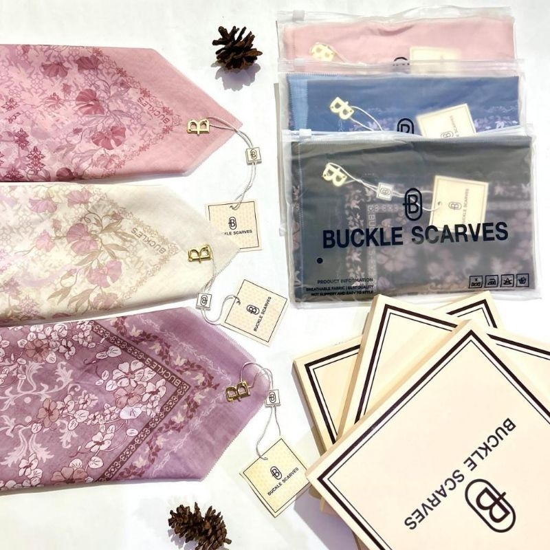 EXCLUSIVE Rectangular Hijab Buckle Scarves by Azara Packing Box / Pouch ...