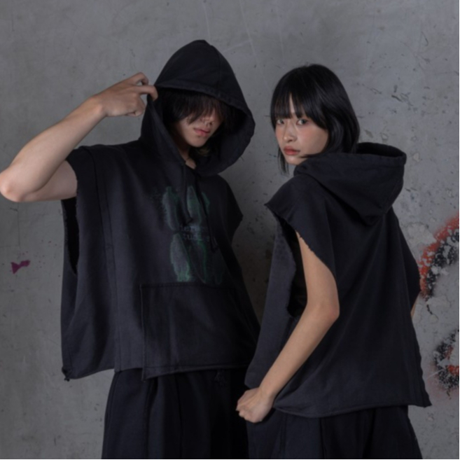 HIERARCHY STUDIOS TYPEWRITER - Washed Black Silhouette Sleeveless ...
