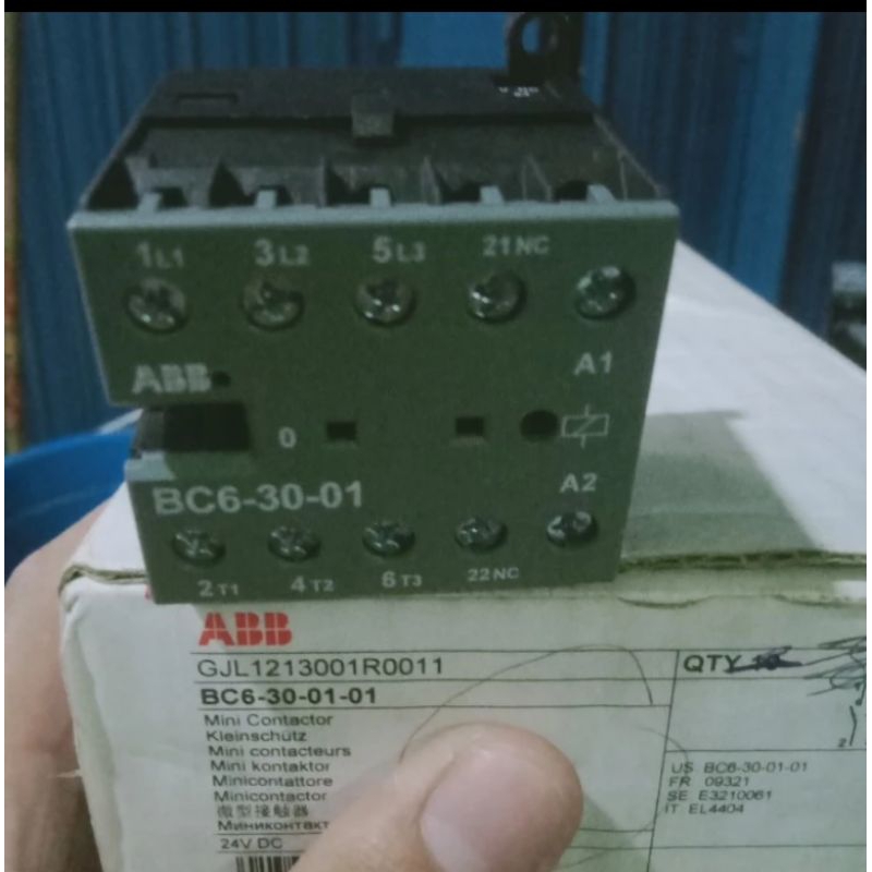 ORIGINAL ORIGINAL MINI CONTACTORS ABB BC6-30-01 24VDC | Shopee Malaysia