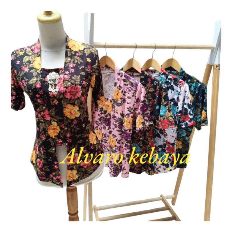 Short-sleeved stretchy floral kebaya top, grandma's flower, vintage ...