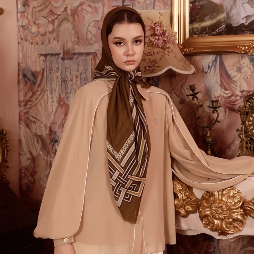 Ivan GUNAWAN PRIVE Grace Brown Scarf - Laser Cut Premium Rectangular ...