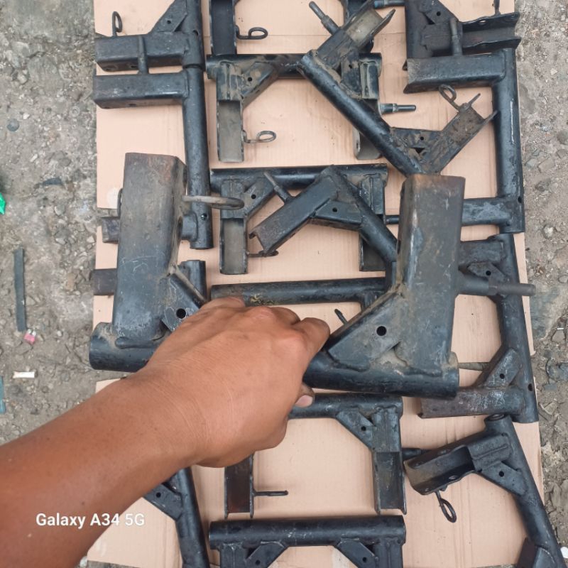Arem Montings for Yamaha Seon Karbu Seon Rc Frame Connections ...