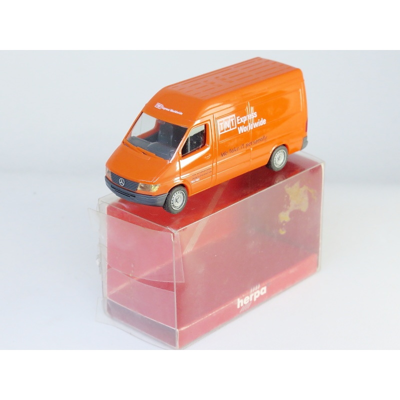 Herpa Mercedes Benz Sprinter T1N TNT Express 1: 87 HO - orange | Shopee ...