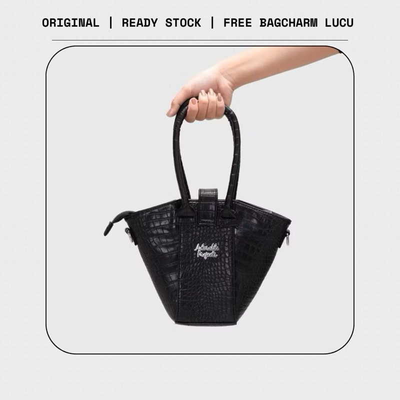 [ORIGINAL] Selan Sling Bag Black by Adorable Projects | Shopee Malaysia