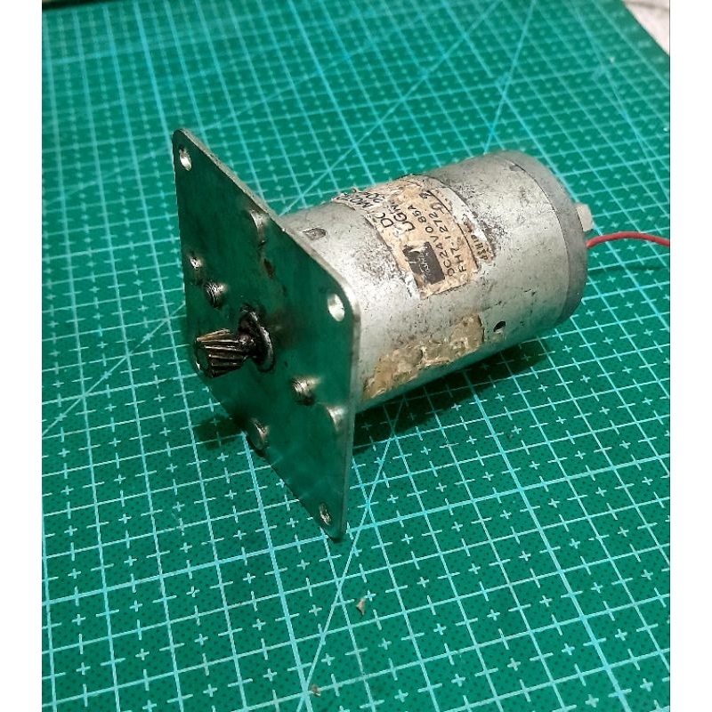 Dc MOTOR DYNAMO DGM-204-2A DC 24V-0.85A NORMAL CONDITION SUITABLE FOR ...