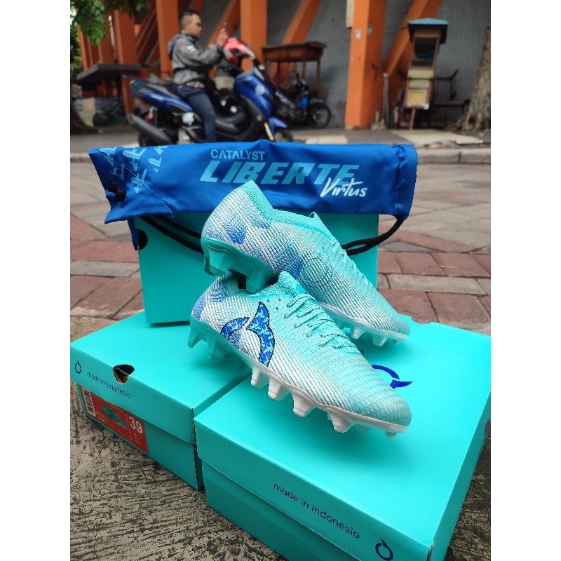 Ortuseight Catalyst Liberte Virtus FG SE Football Boots | Shopee Malaysia