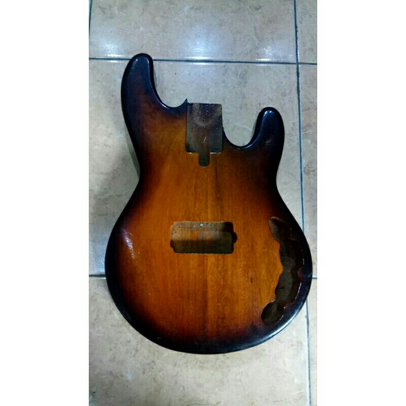 Original Musicman Sterling Body Old Stock Relic Crack | Shopee Malaysia
