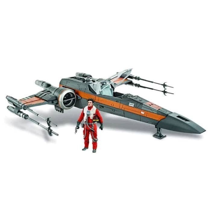 Hasbro STAR WARS: THE FORCE AWAKENS X-WING POE DAMERON'S STAR FIGHTER ...