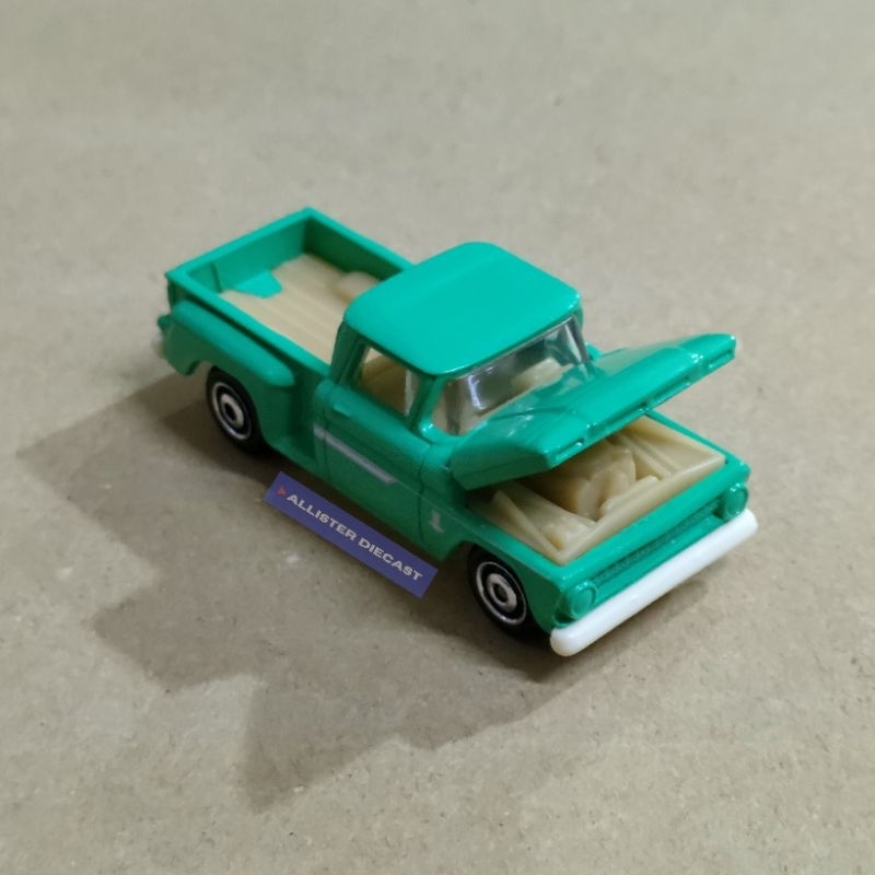 HIJAU Loose Matchbox Chevy C10 Moving Parts Matchbox Chevy C10 Green ...