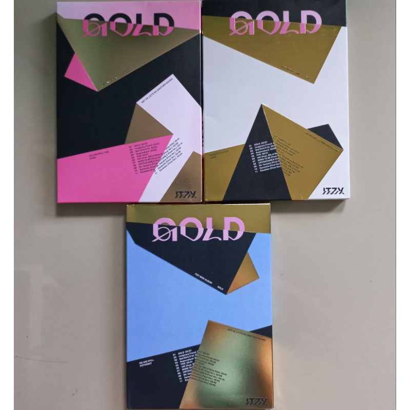 (Album Only) Album ITZY Gold Regular Version (Minus Photocard, ID Photo ...