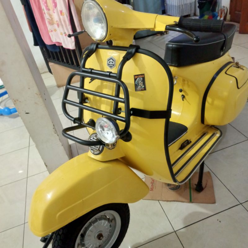 Classic and Automatic Vespa Front Rack light mounting plate / foglamp ...