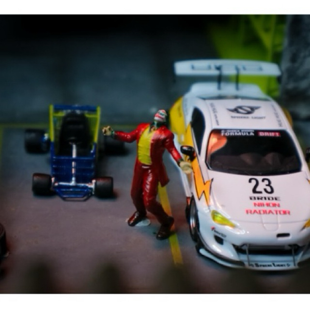 Figure 1/64 Joker Hotwheels minigt matchbox miniscale | Shopee Malaysia