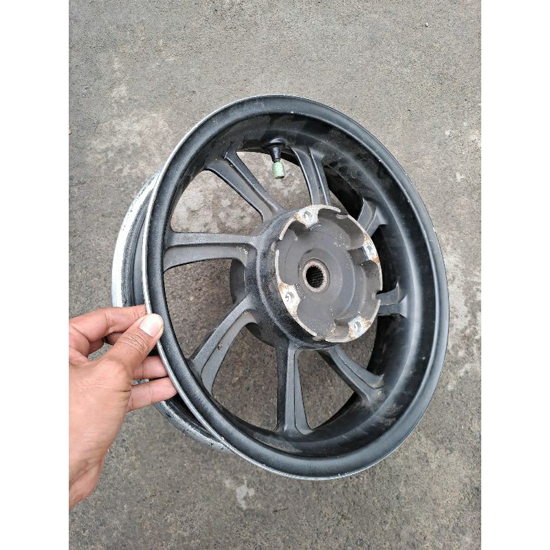 Original honda pcx150 pcx 150 rear wheel rims | Shopee Malaysia
