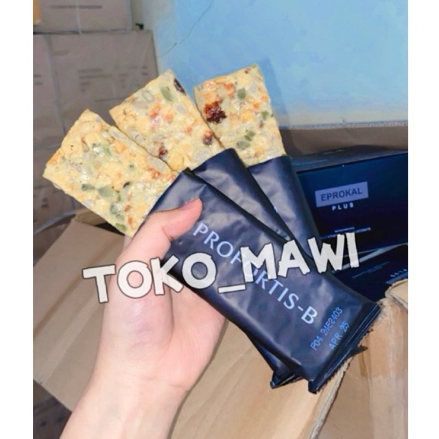 NEWEST & ONE DUS OF ECZEKAL plus FITBAR MILK BISCUITS NEW TNI EXP ...