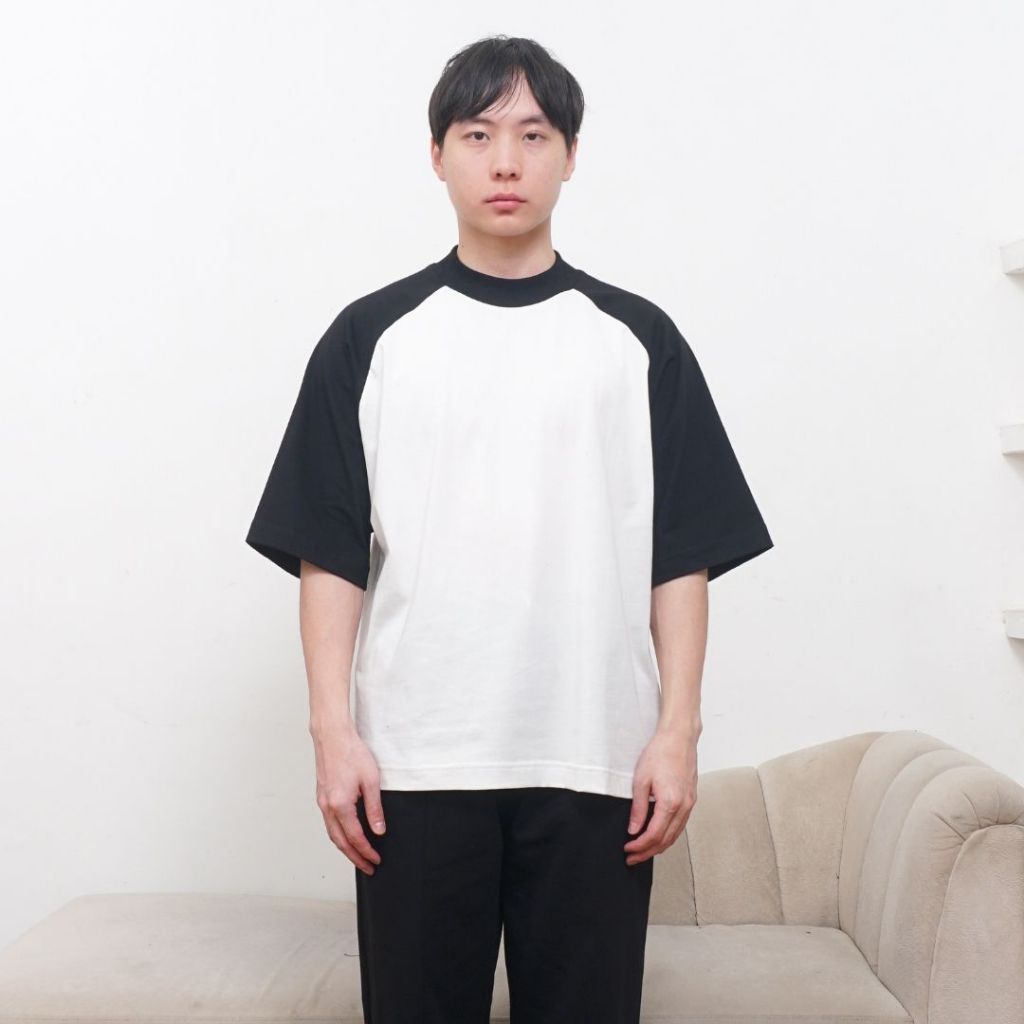 Plain Oversized Boxy Raglan Bold Neck Abyad Apparel Pro T-Shirt ...