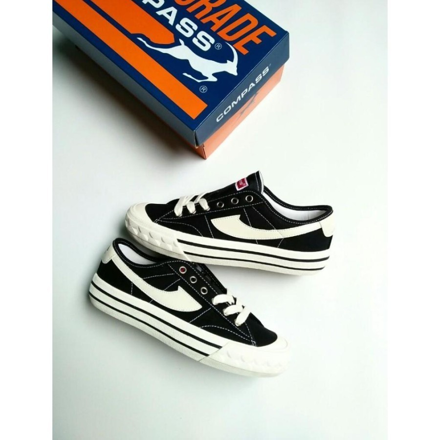 Compass Retrograde Low Black White Shoes Compass Retrograde High Black ...