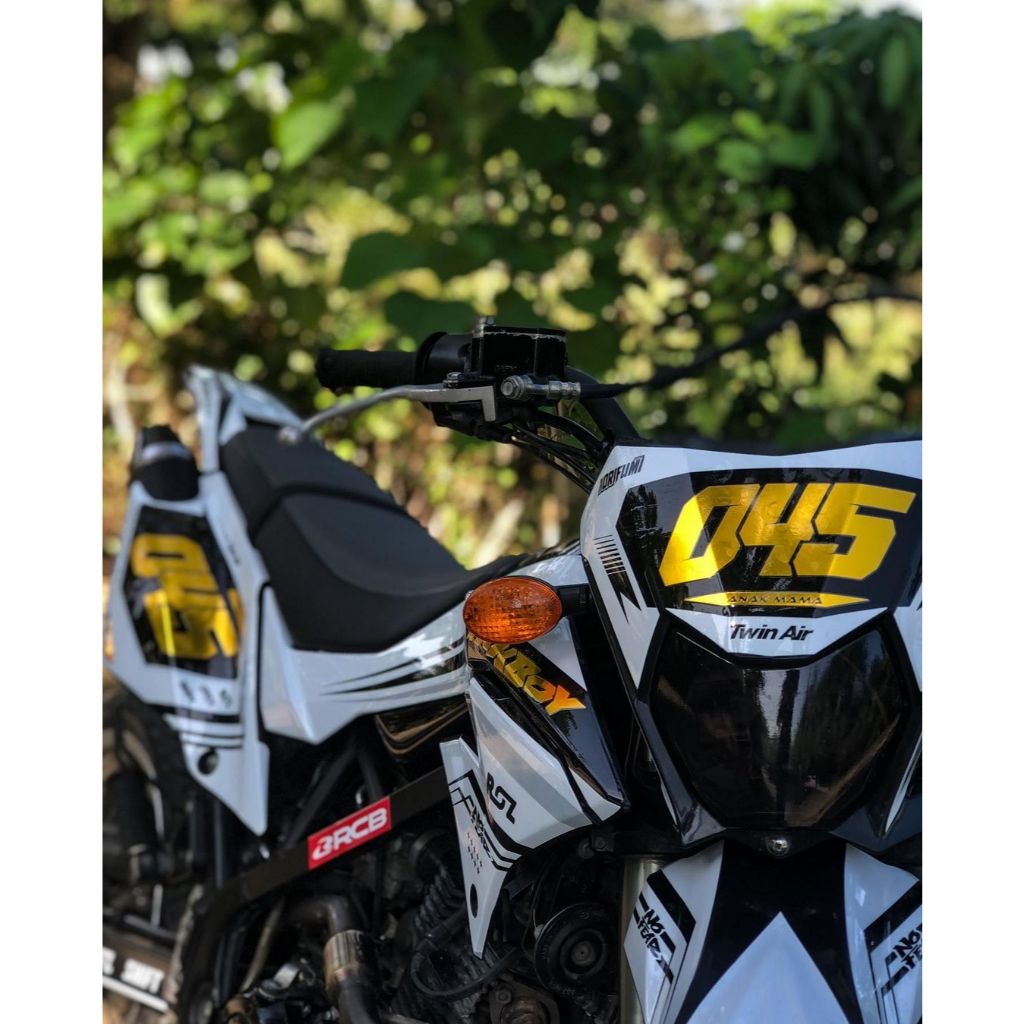 Decal STICKER CRF CUSTOM FULL BODY CUSTOM DESIGN | Shopee Malaysia