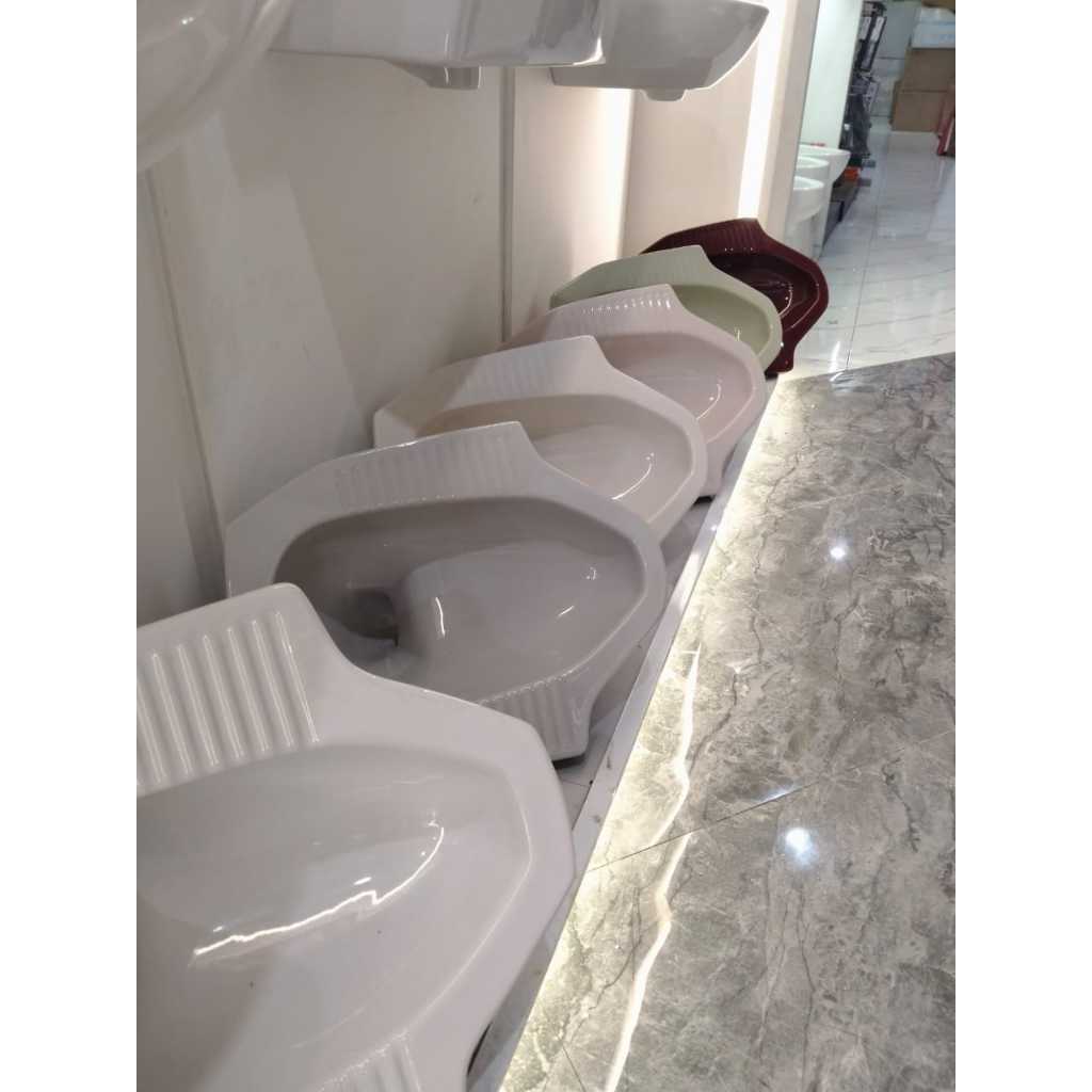 MERAH PUTIH HIJAU Toto Color Squatting Toilet / Star Squatting Toilet ...