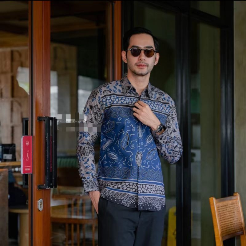Men's Batik Long Sleeve Blue Denim Godong Gedang KM9023 Men's Batik ...
