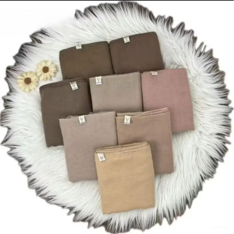 KATUN Paris SQUARE HIJAB PLAIN SCHOOL / PARIS VARISHA/REDROSE/AZZARA ...